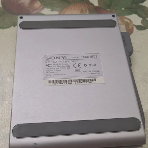 Sony VAIO PCGA-UFD5 3.5" floppy disk… - € 45,00 - Vendora.gr