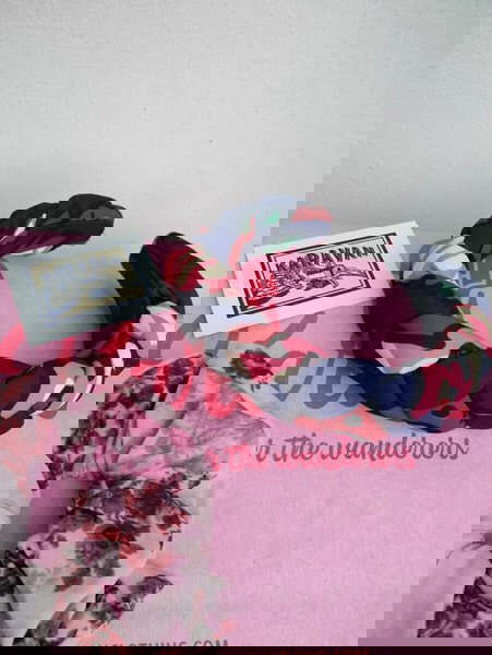 Στέκα Karavan + δώρα - € 22,00 - Vendora