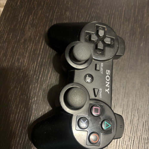 Sony PS3 slim σαν καινούργιο με 1… - € 120,00 - Vendora.gr