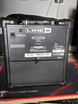 Φορητός ενισχυτής Line 6 15W… - € 70,00 - Vendora.gr