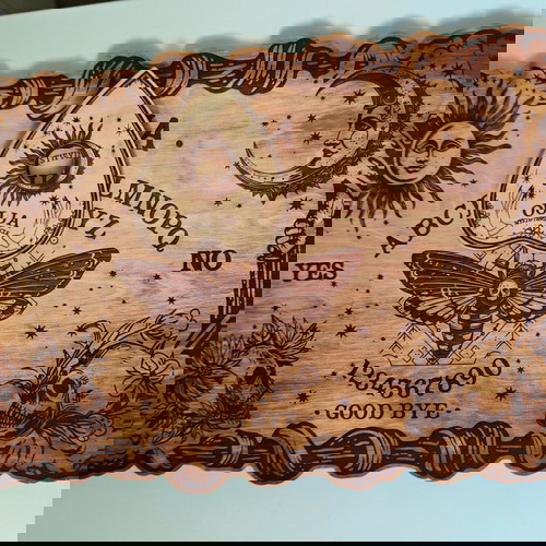 Ξύλινο Ouija Spirit Board “Death Moth”… - € 25,00 - Vendora.gr