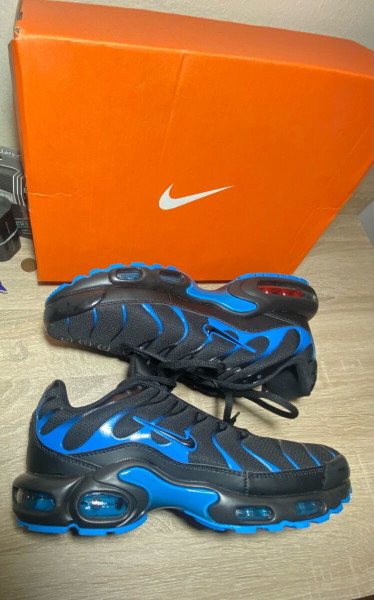 Nike tn blavk and blue - € 130,00 - Vendora