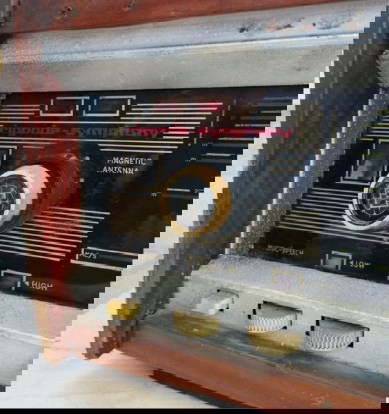 Συλλεκτικό ραδιόφωνο Rigonda Symphony… - € 50,00 - Vendora.gr