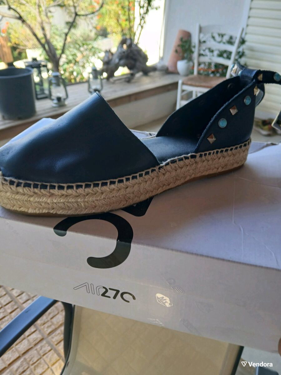 Tsakiris Mallas черни сандали на… - € 17,00 - Vendora.bg