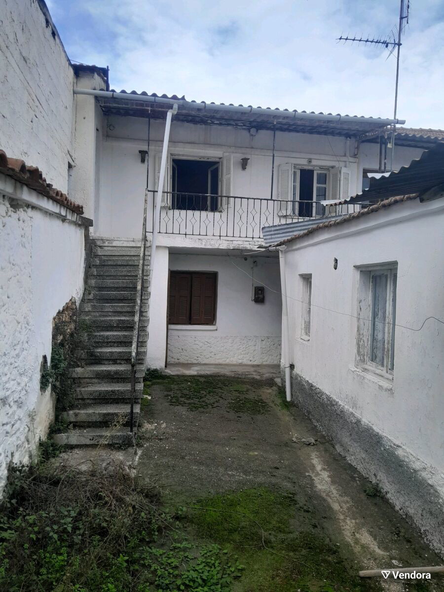 Μονοκατοικία 75 τ.μ. με 4 αποθήκες… - € 45.000,00 - Vendora.gr