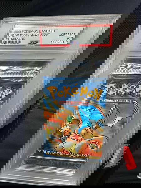 Charizard Pokemon pack - € 800,00 - Vendora