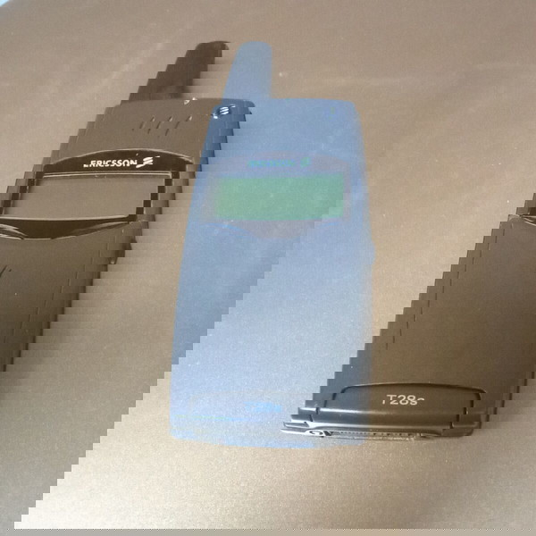 Πωλείται VINTAGE ΚΙΝΗΤΟ ERICSSON T 28 S… - € 25,00 - Vendora