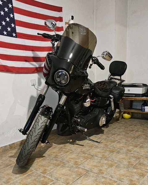 Harley Davidson Dyna Street Bob FXDB 08 - € 13.500,00 - Vendora