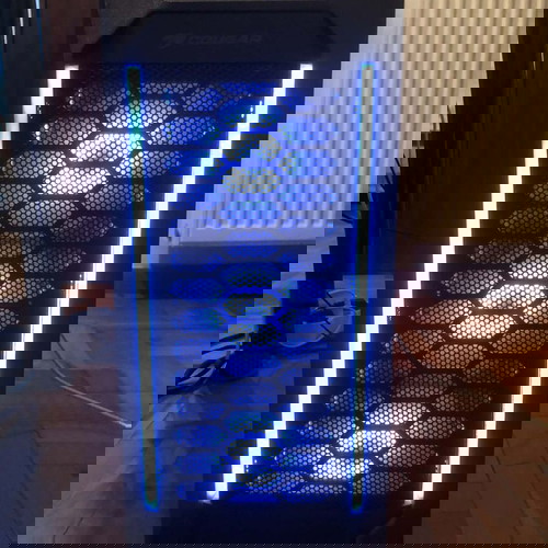 Gaming Pc σαν καινούργιο με AMD Ryzen 5… - € 450,00 - Vendora.gr