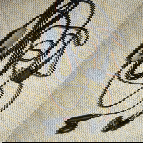 Κινητό τηλέφωνο Samsung Yateley gu46 6gg… - € 15,00 - Vendora.gr