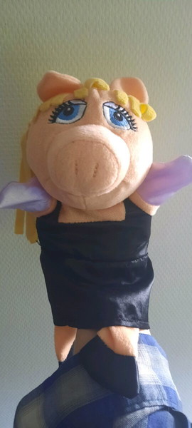 Muppet Show - Miss Piggy puppet theater… - € 18,00 - Vendora.gr