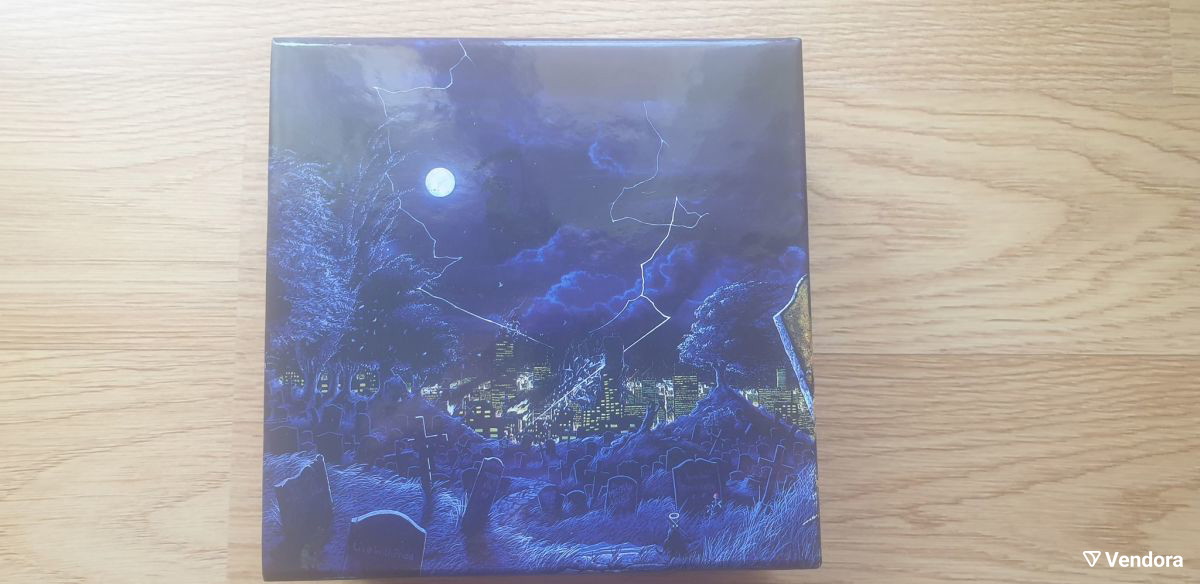 Συλλεκτική κουτική IRON MAIDEN - Живей след… - € 30,00 - Vendora