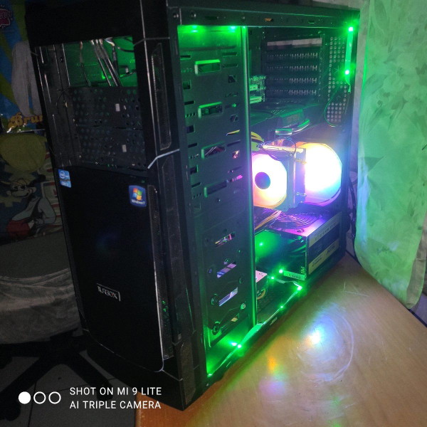 Gaming PC XEON i7 (RX470 16GB RAM SSD) GTA… - € 259,00 - Vendora