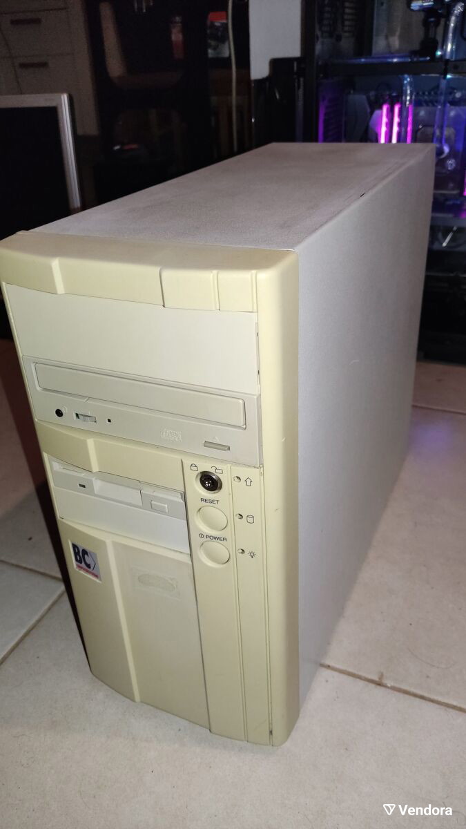 486 DX2 66MHz Retro PC μεταχειρισμένο… - € 210,00 - Vendora.gr