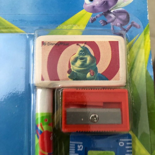 A Bug’s Life σχολικό σετ καινούργιο με… - € 14,00 - Vendora.gr