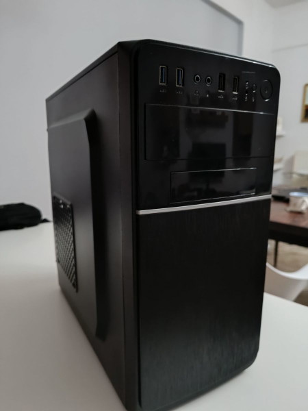 Gaming PC RYZEN 5 5600G - € 200,00 - Vendora