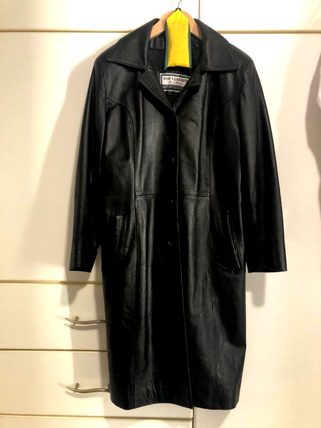 ΓΥΝΑΙΚΕΙΟ ΔΕΡΜΑΤΙΝΟ ΗΜΙΠΑΛΤΟ - € 80,00 - Vendora