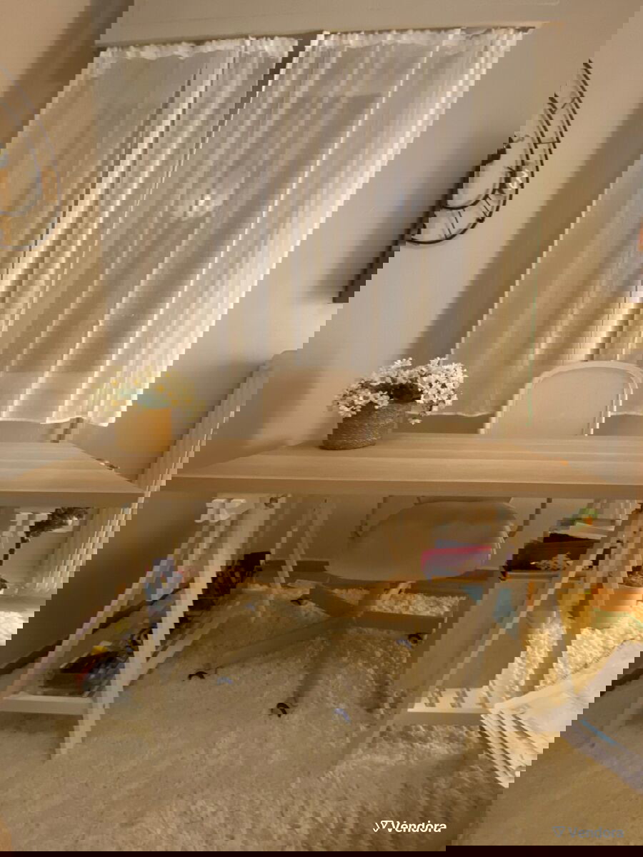 Γραφείο με καρέκλα - € 200,00 - Vendora.gr