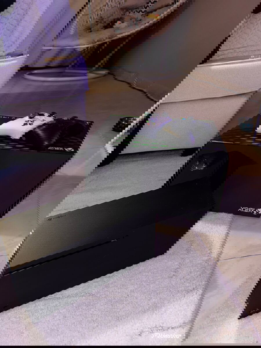 Xbox series x - € 400,00 - Vendora.gr