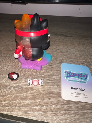 Φιγούρα Sanrio Badtz-Maru σαν καινούργια - € 12,00 - Vendora.gr