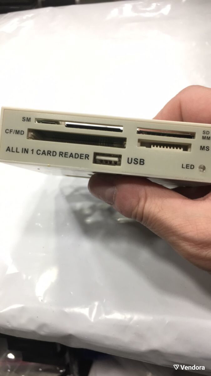 Internal Card Reader 3.5” Καινούργιο… - € 9,99 - Vendora.gr