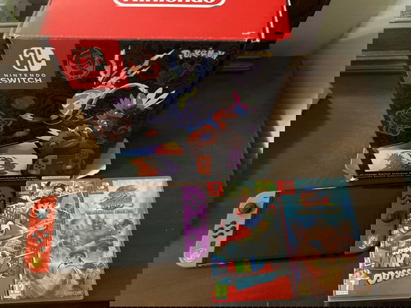 Pokemon Nintendo switch oled scarlet and… - € 400,00 - Vendora