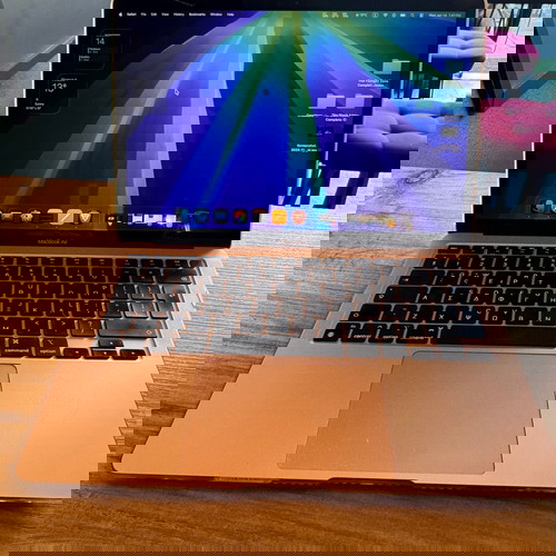 Macbook Air M1 256GB σαν καινούργιο με… - € 550,00 - Vendora.gr