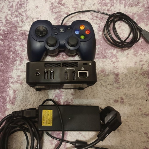 NUC Μινι-PC σαν καινούργιο ρετρό… - € 60,00 - Vendora.gr