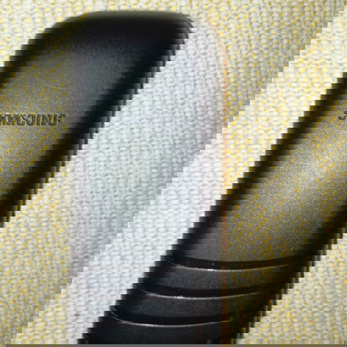 Κινητό τηλέφωνο Samsung Yateley gu46 6gg… - € 15,00 - Vendora.gr