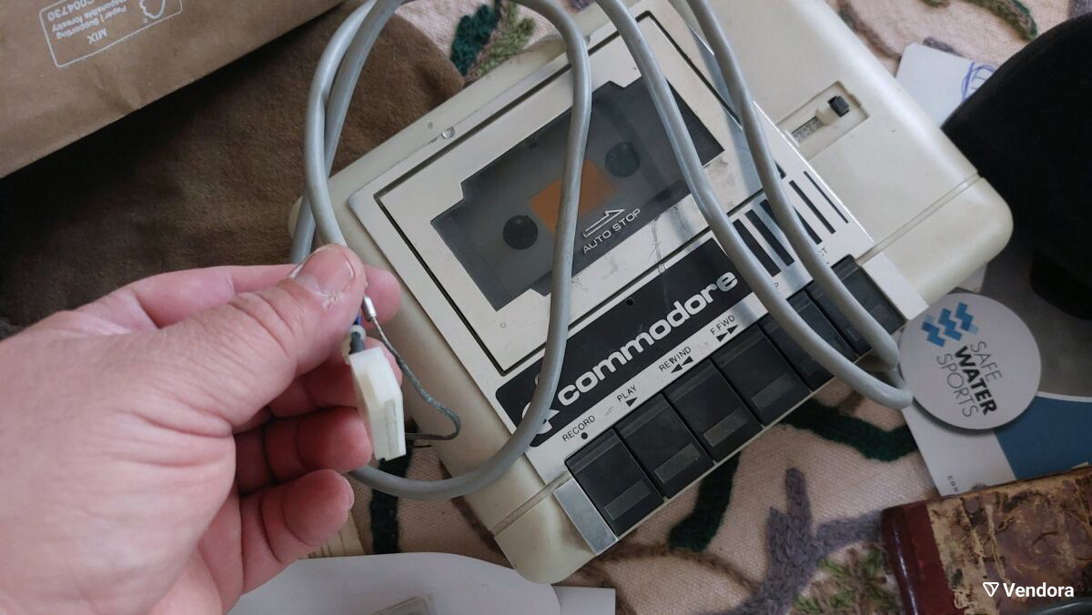 Commodore 64 κασετόφωνο μεταχειρισμένο,… - € 20,00 - Vendora.gr