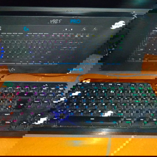 Logitech G Pro TKL πληκτρολόγιο… - € 29,50 - Vendora.gr