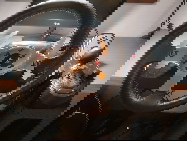 Τιμονιέρα Logitech G25 Racing Wheel - € 200,00 - Vendora