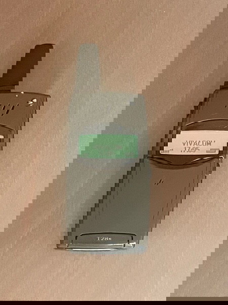 Ericsson T28s - € 100,00 - Vendora.gr