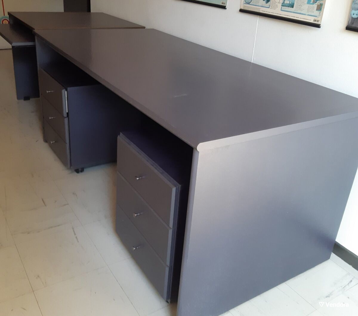 Έπιπλα γραφείου Neoset σαν καινούργια,… - € 365,00 - Vendora.gr