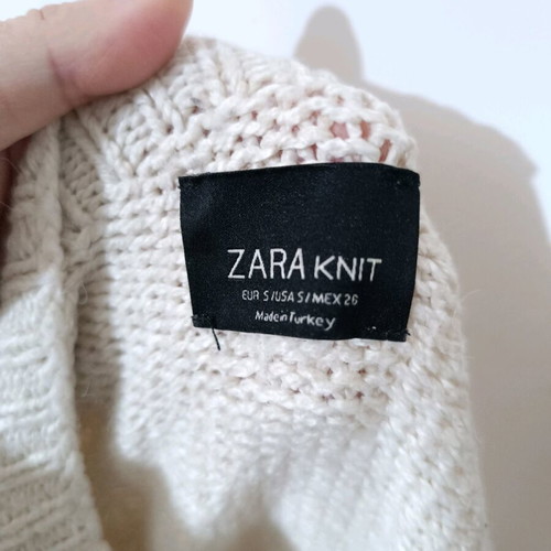Zara γυναικείο πουλόβερ εκρού σαν… - € 5,00 - Vendora.gr