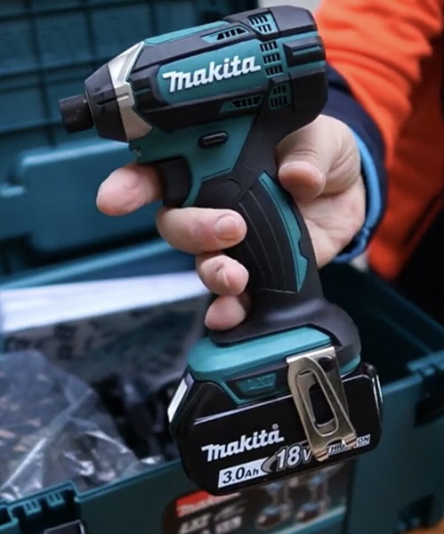 Σετ makita Κρουστικό δραπανοκατσάβιδό &… - € 120,00 - Vendora.gr