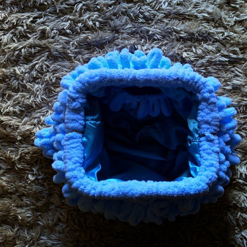 Puffy bag χειροποίητη σε γαλάζια… - € 20,00 - Vendora.gr