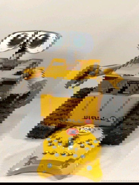 Wall-e RC Disney Pixar робот - € 65,00 - Vendora.gr