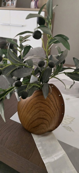 Декоративна ваза с маслини (пластмаса) - € 5,00 - Vendora.gr