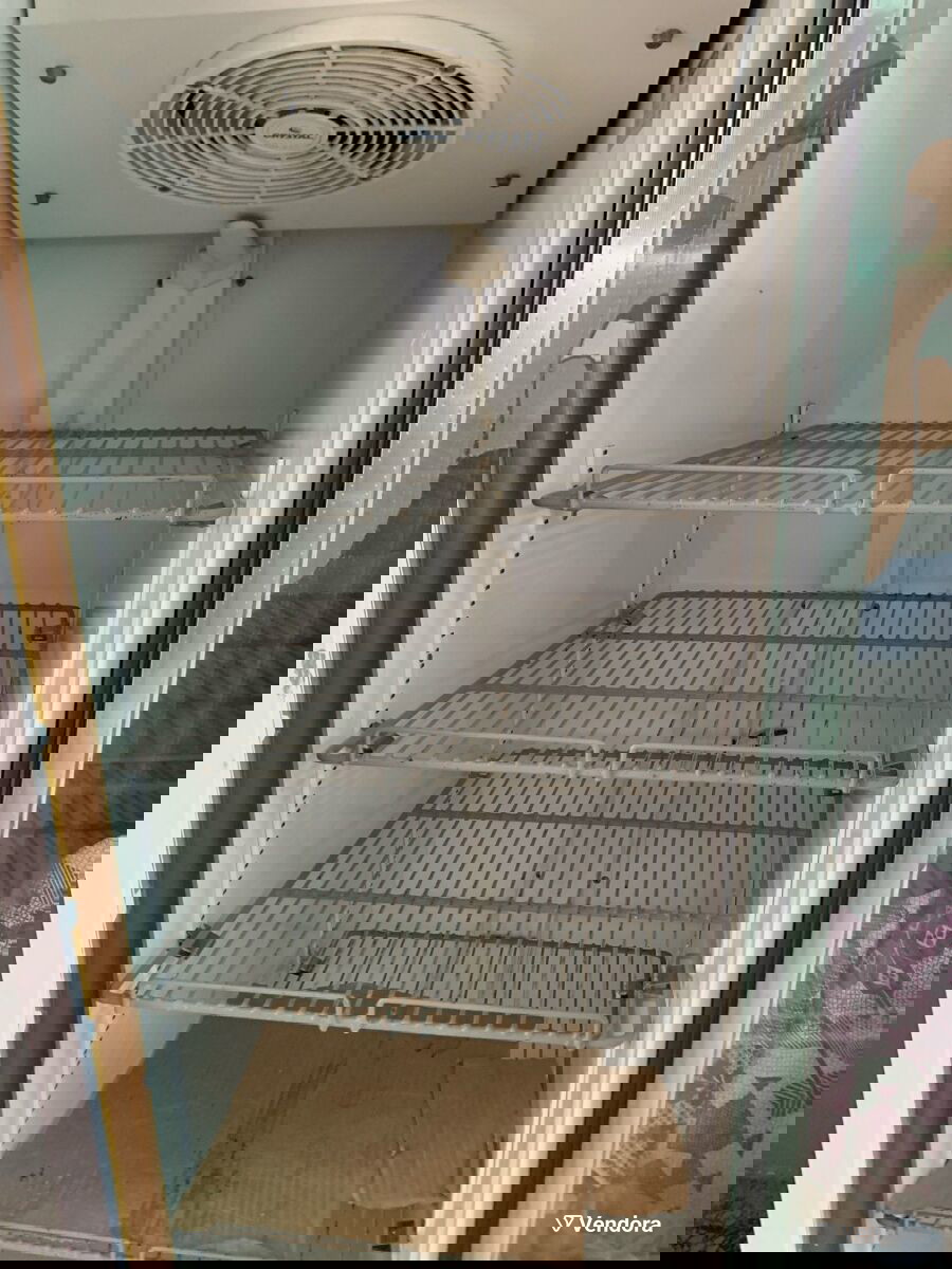 Ψυγείο βιτρίνα - € 250,00 - Vendora.gr