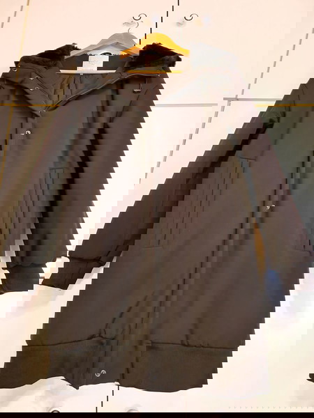 ZARA ΜΑΥΡΟ ΠΑΡΚΑ ΜΠΟΥΦΑΝ με ΚΟΥΚΟΥΛΑ - € 12,00 - Vendora