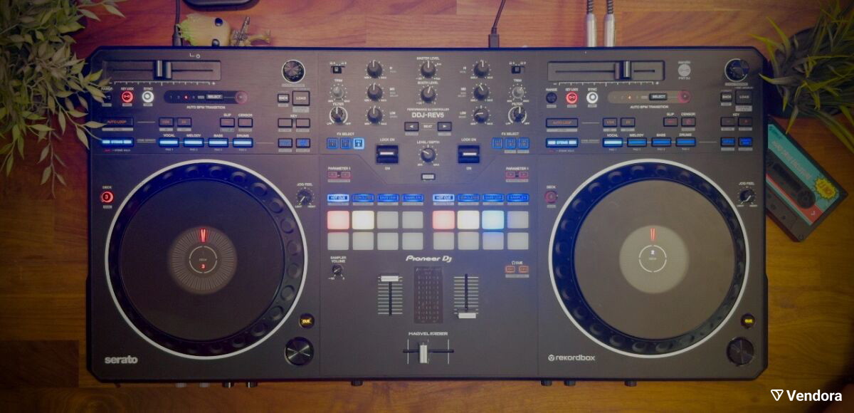 Pioneer DDJ REV 5 DJ controller σαν… - € 800,00 - Vendora.gr