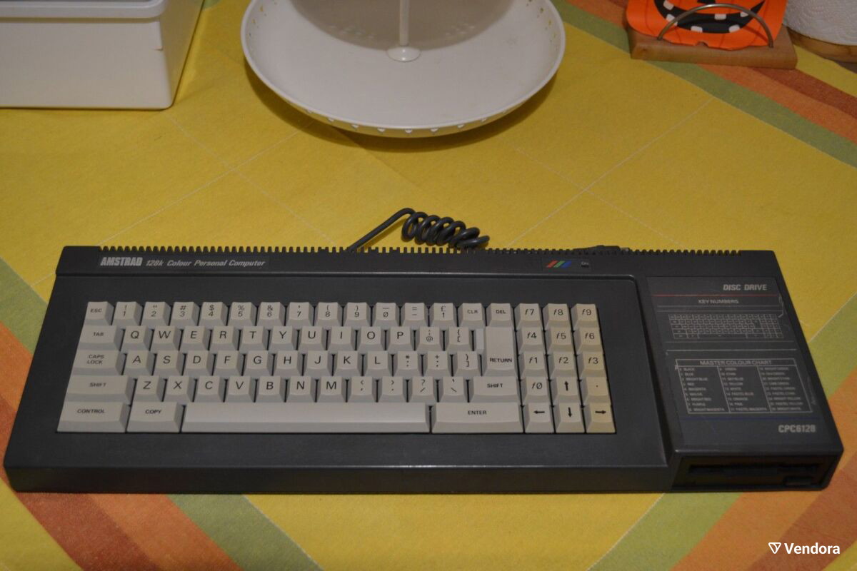 Amstrad CPC 6128 μεταχειρισμένο με… - € 190,00 - Vendora.gr