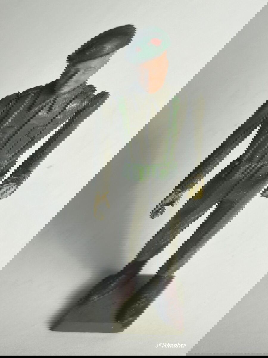 Στρατιωτάκι Αθηνά Πρασινοσκούφης - € 45,00 - Vendora.gr