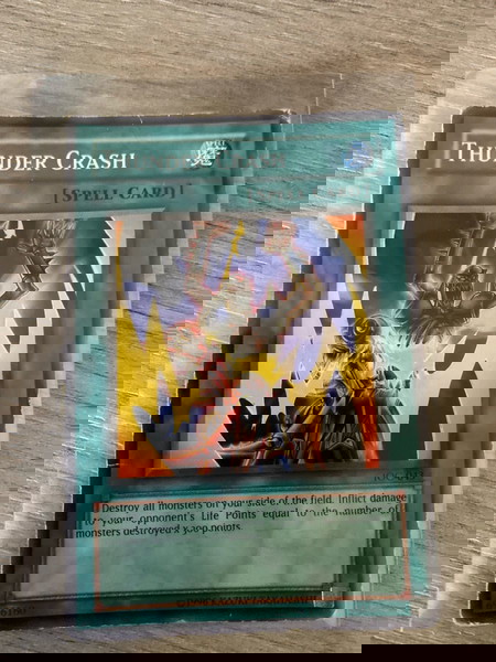 Thunder Crash:: Общо издание на 25-годишното… - € 1,16 - Vendora