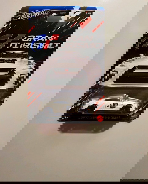 Nissan GT-R R35 Hot Wheels Gran Turismo - € 5,99 - Vendora