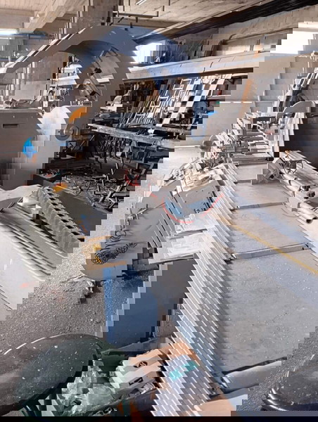 Πλήρης βιοτεχνικός εξοπλισμός… - € 16.000,00 - Vendora.gr