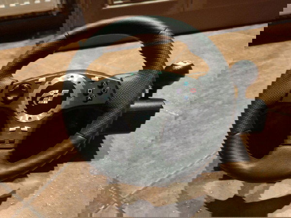 ΤΙΜΟΝΙΕΡΑ driving force pro - € 79,99 - Vendora