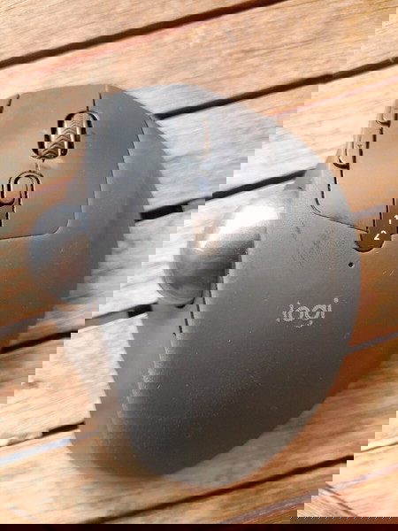 Logitech MX Ergo Ασύρματο Bluetooth Ποντίκι… - € 33,00 - Vendora