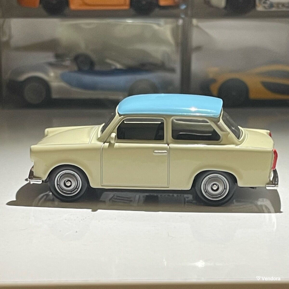 Custom Trabant 601 Scale Model - € 5,50 - Vendora.bg